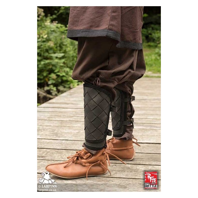 RFB Viking Greaves - M - Black - LARP Leather Leg Armour