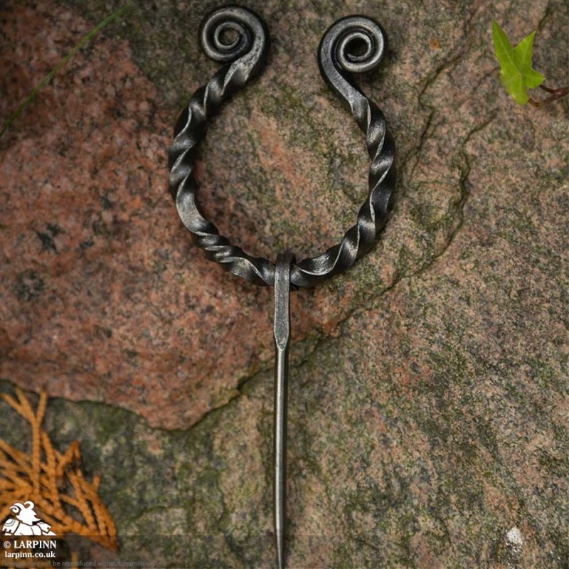 Angus Fibula Cloak Pin - Jewellery Fastening - LARP Costume