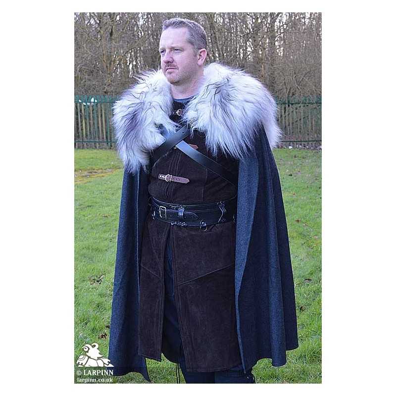 Jackson Fur Cloak with Cross Straps - Larp Inn